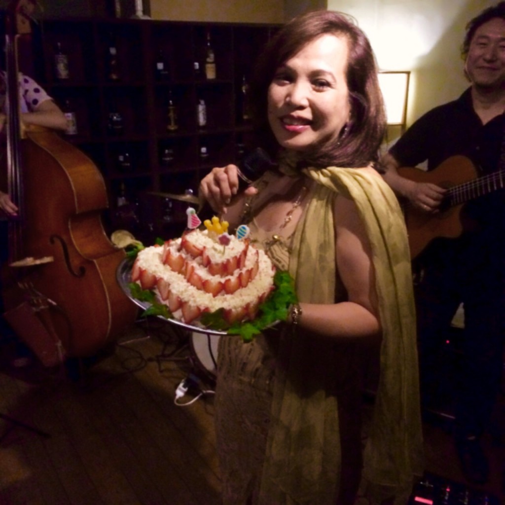 Jazz Singer Charito（チャリート）さんのステージで☆ | Kazumi Official Website / Sweet ...